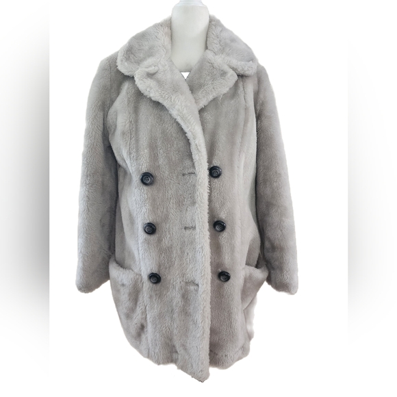 White Stag | Jackets & Coats | Vintage International World Of White ...